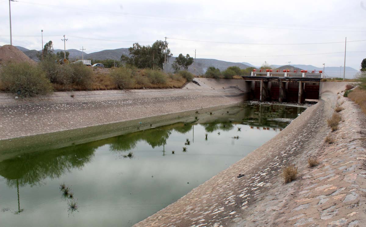Agua Saludable: ejidatarios relizan topografía de canales de riego- Grupo Milenio