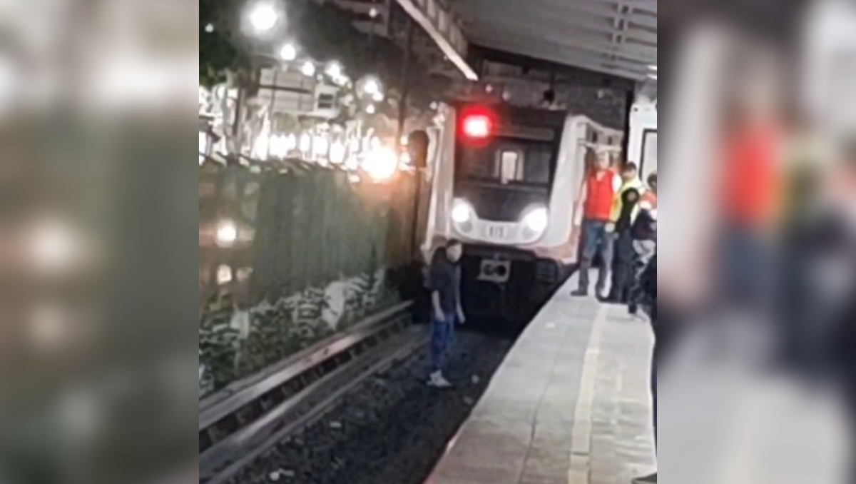 Hombre baja a las vías de Metro Nativitas; provoca retrasos- Grupo Milenio