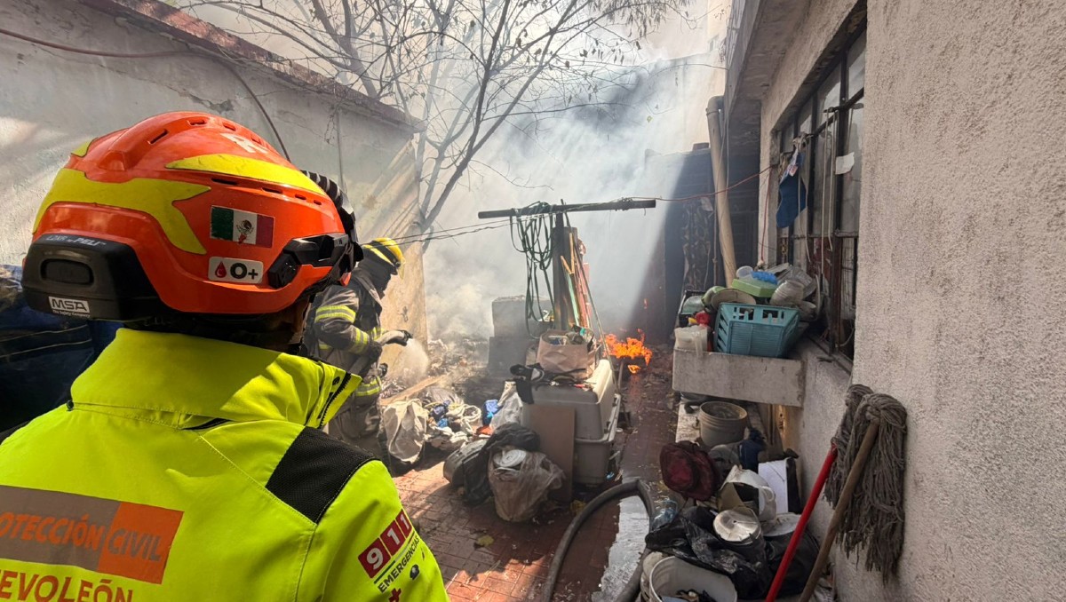 Incendio de vivienda en Mitras Centro en Monterrey causa movilización ...