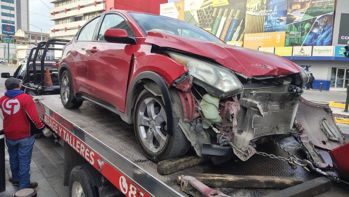 Persecución de presunto ladrón provoca accidente en Monterrey- Grupo ...