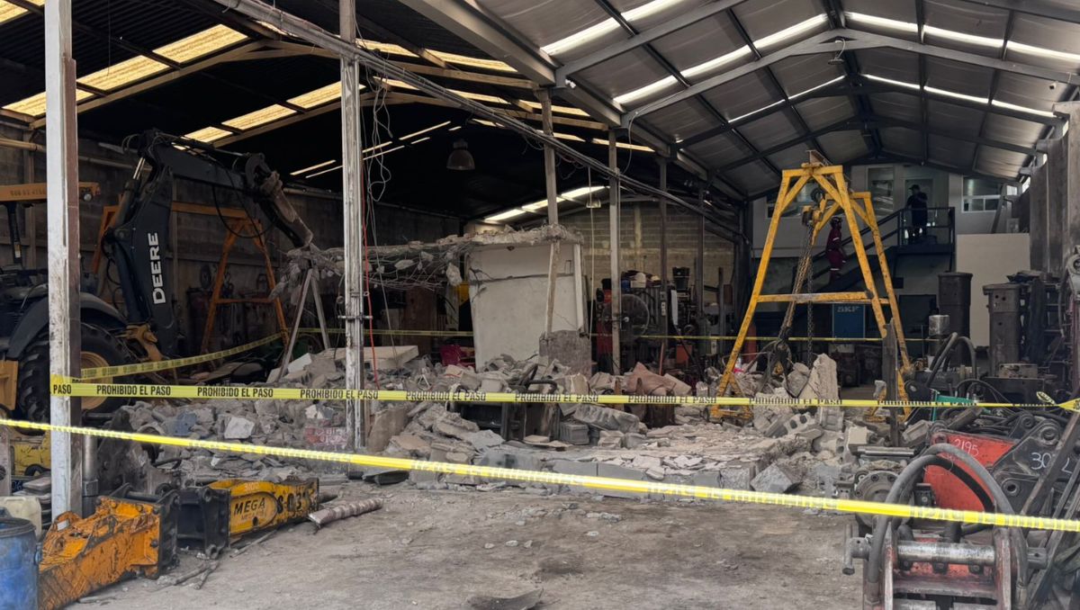 Derrumbe en bodega deja 3 heridos en Monterrey- Grupo Milenio